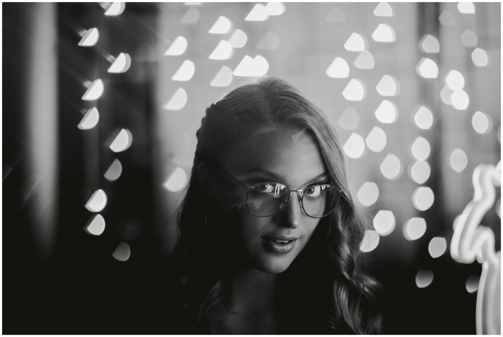 Colorado Night Senior Photos | Black Light Photography Inspiration